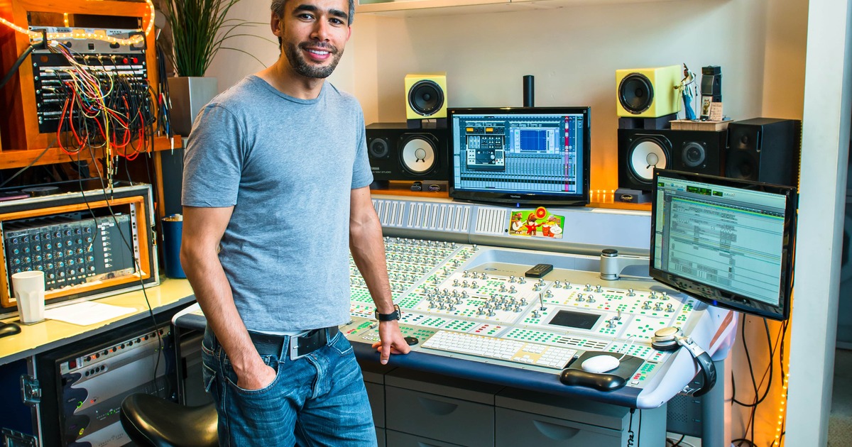 Mike Cave - Video Features at Loft Studios, Liverpool