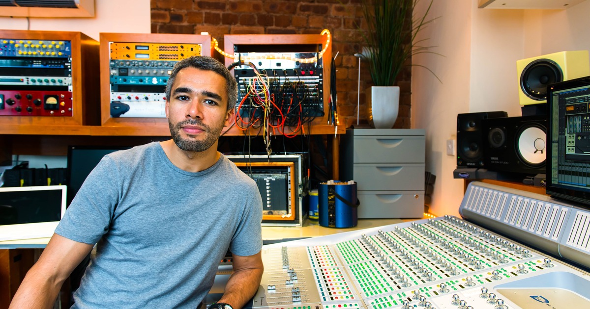 Mixing Tips - Getting better bottom end - Video with Mike Cave and Russell Cottier