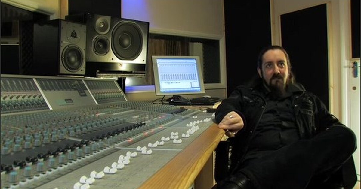 Russ Russell record producer video interview at Parlour Sound recording ...